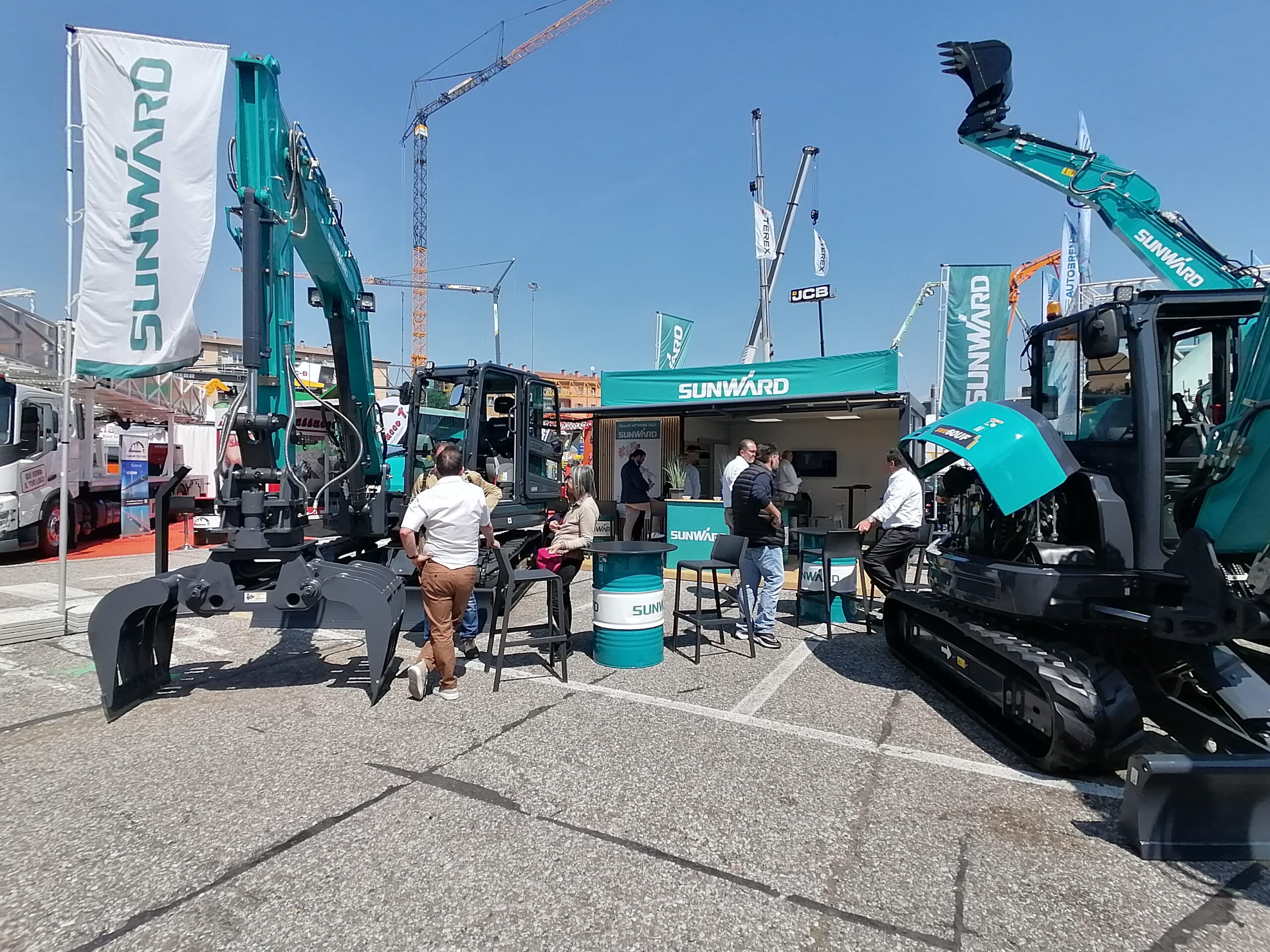 Sunward Europe Shines at SAMOTER - Sunward Europe (Official Website for ...